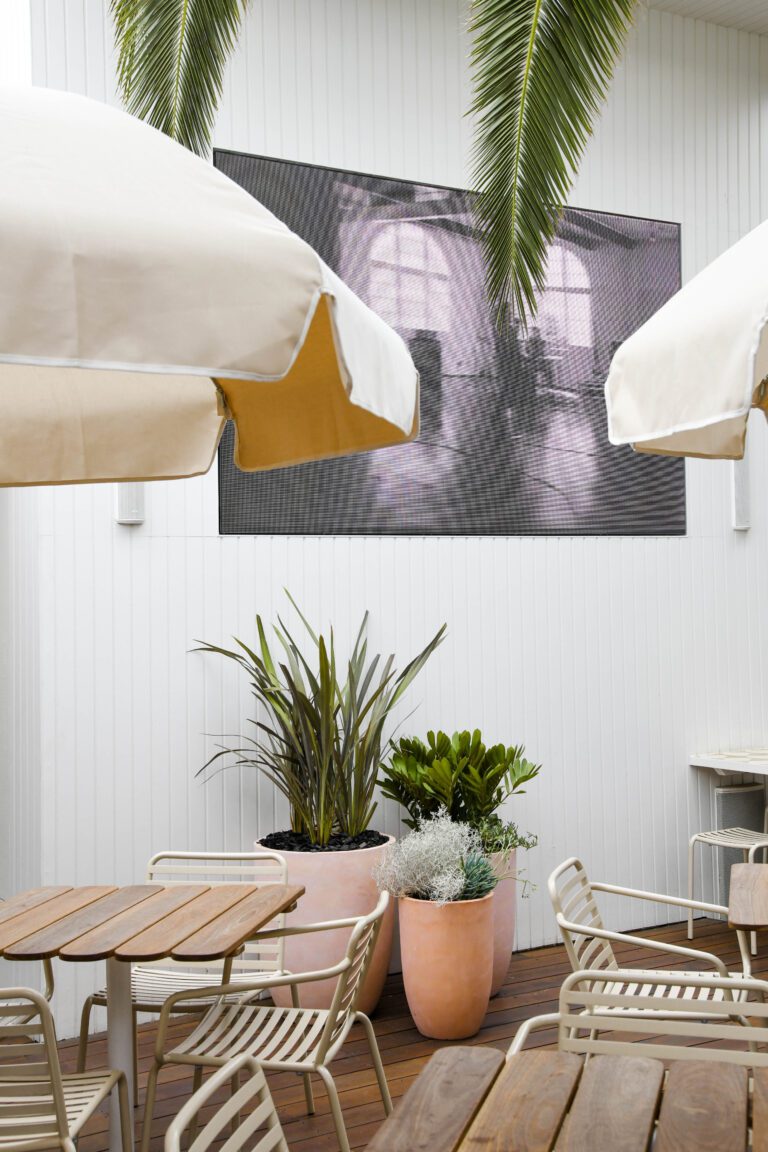 The Seaton Hotel - The locals' favourite pub in the West