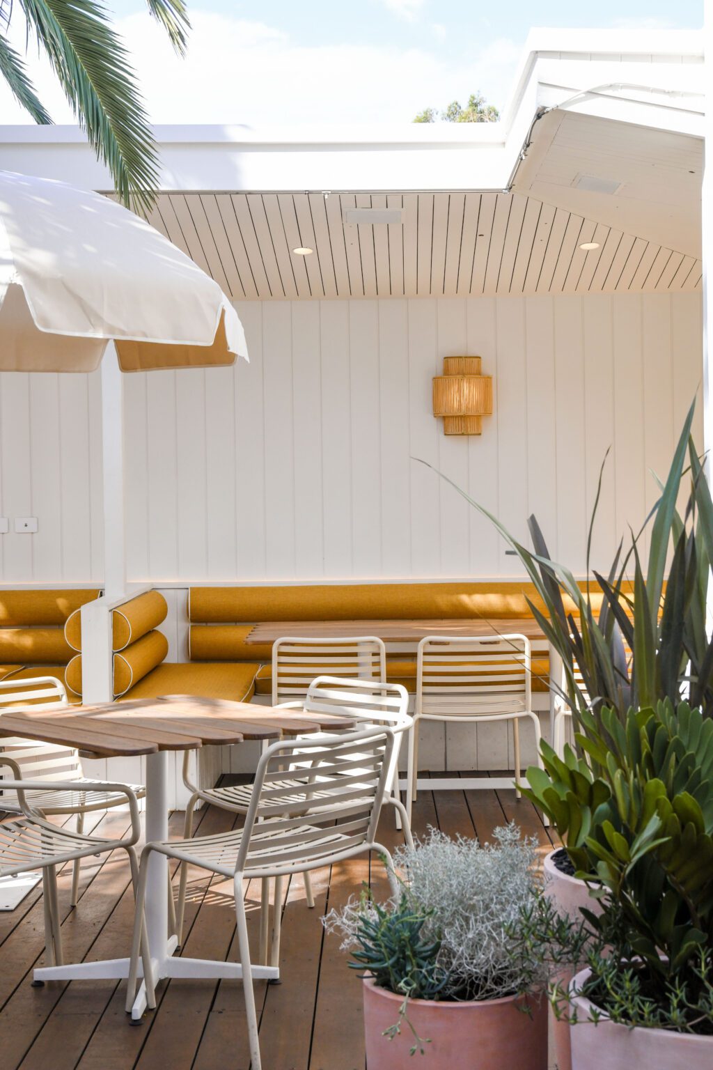 Dining - The Seaton Hotel